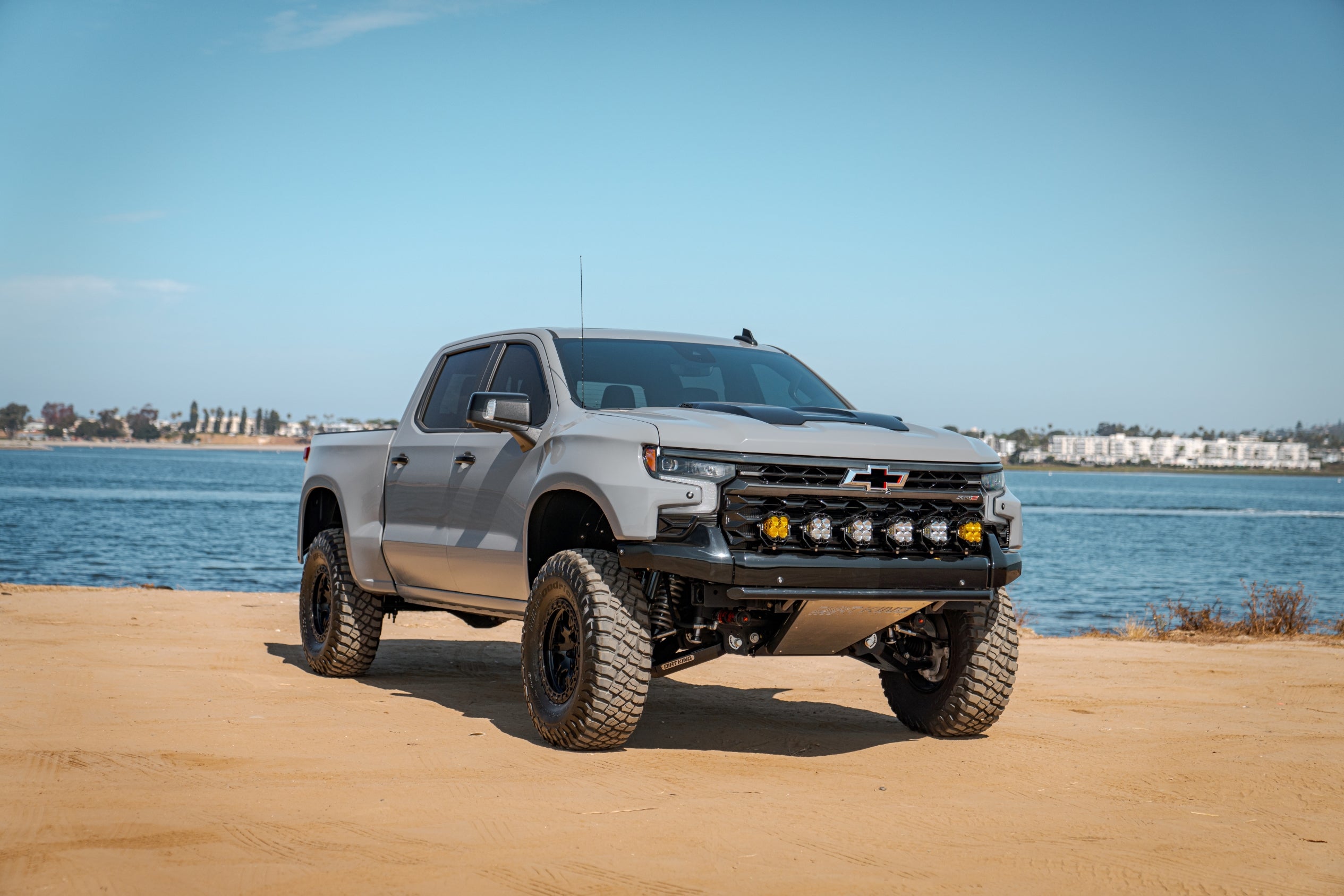 2022-2023 Chevy Silverado ZR2 Fenders – FiberwerX