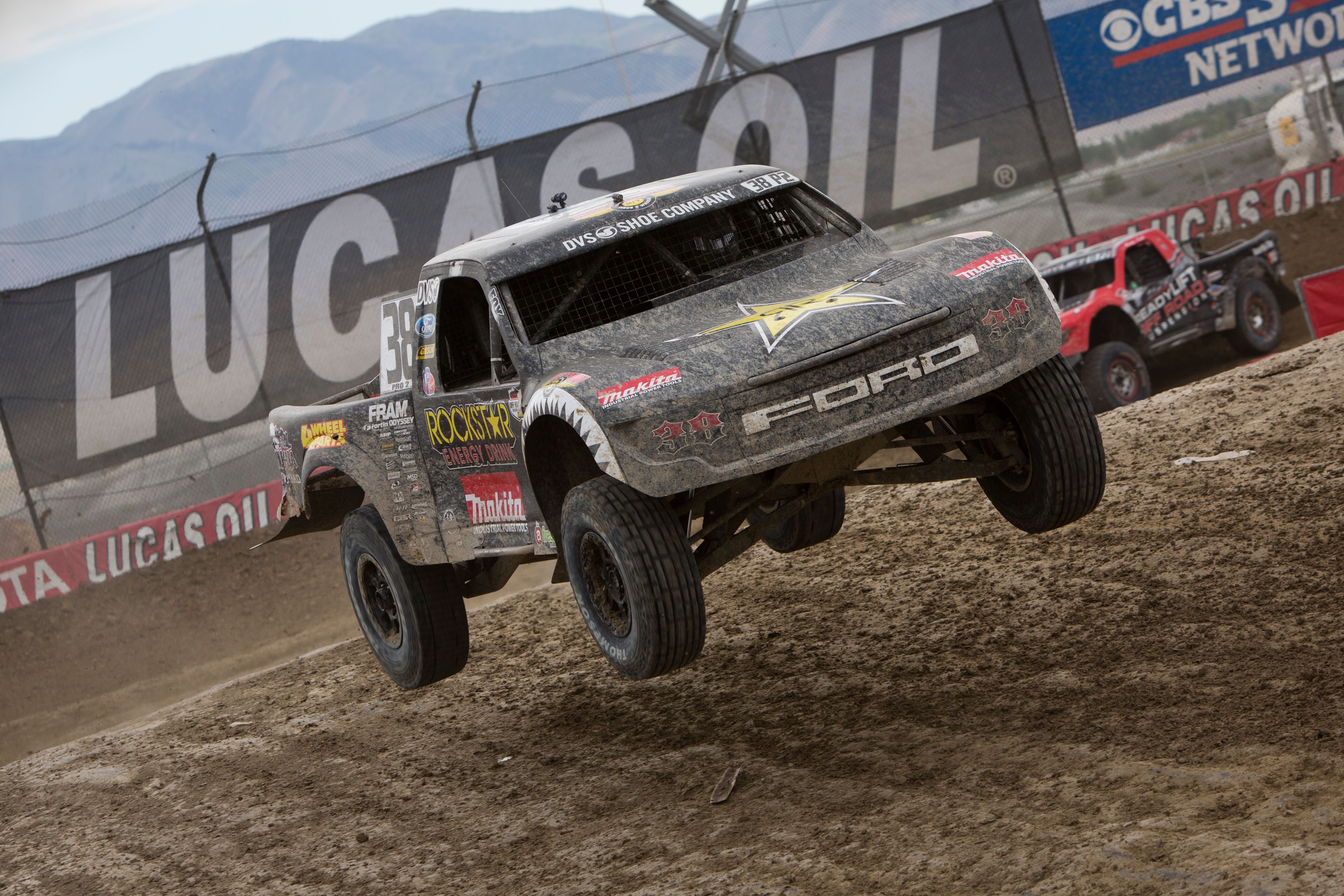 2014 Ford Raptor Pro 2/4 “Deegan” Body – FiberwerX